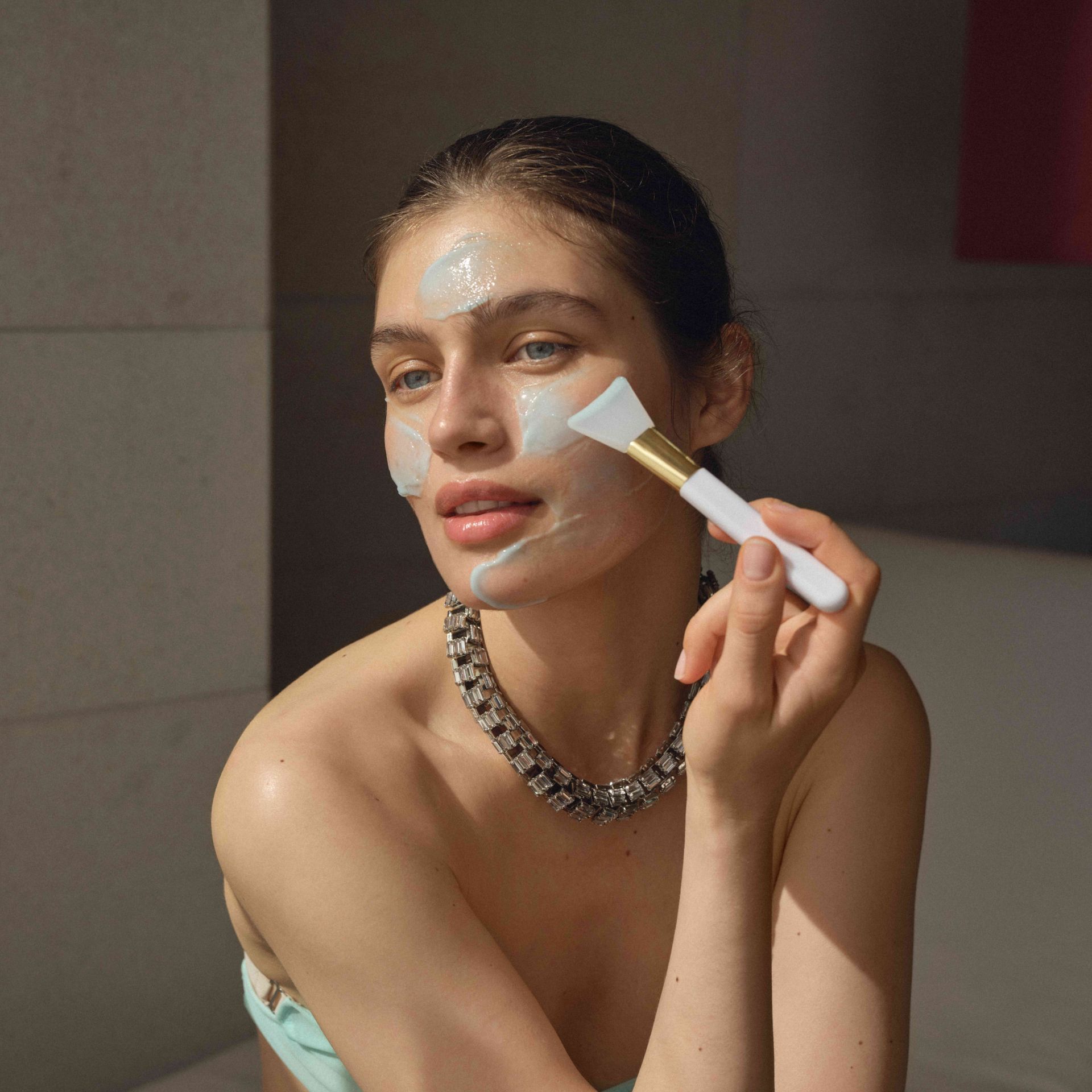 Cosmetice pentru ingrijirea pielii | Comanda online la DOUGLAS